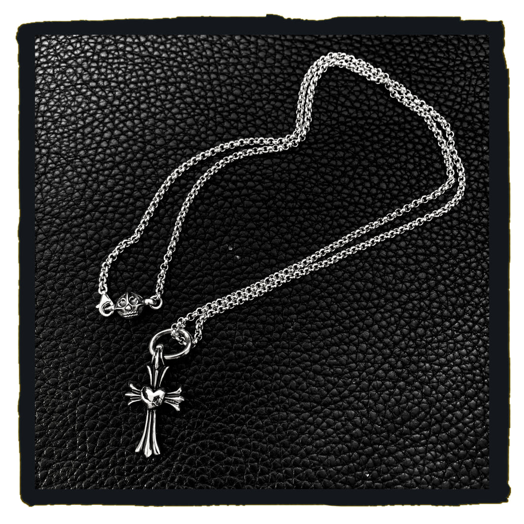 necklace & pendant – deep anger