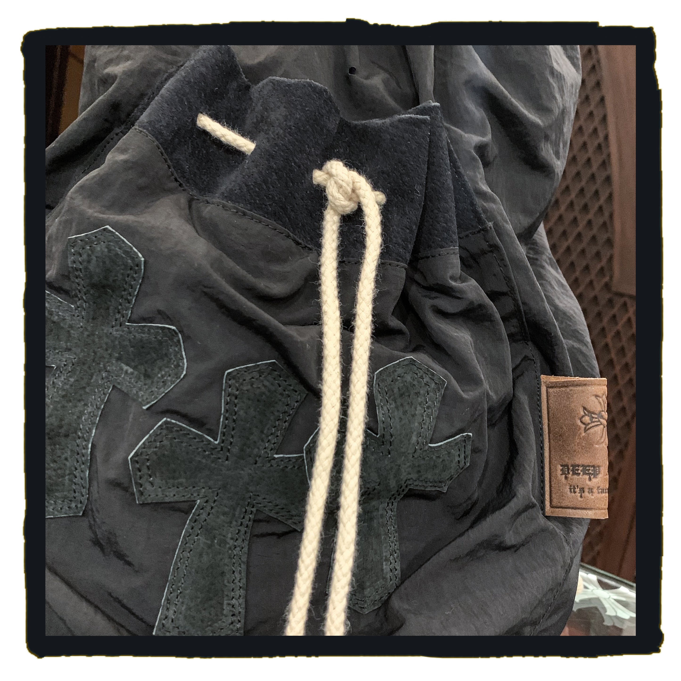 43-bp001a kangaroo sport backpack – deep anger